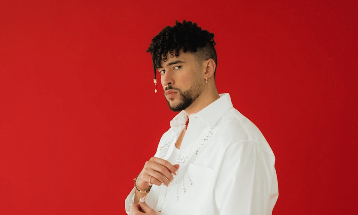 ¡Bad Bunny sorprendió en una nueva faceta como modelo para Calvin Klein ...
